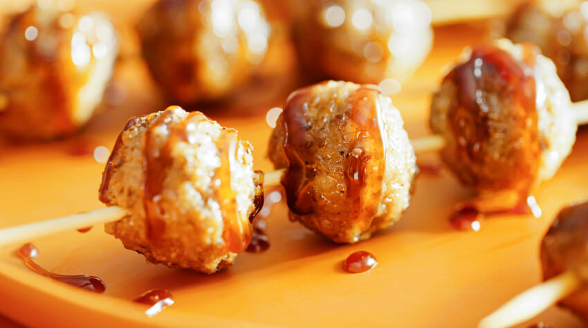 Thanksgiving Essentials | Compliments